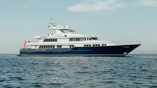 €750K price drop and change of JCA on 50m Feadship motor yacht Hercules